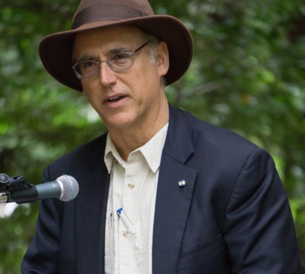 Peter Coe Verbica ’82, J.D. ’99 - Santa Clara Magazine