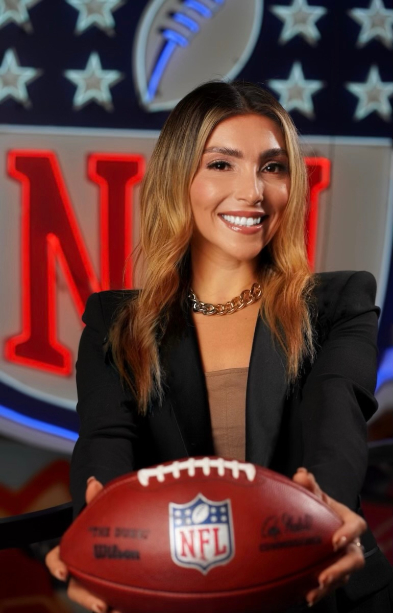 A Bilingual Storyteller - Santa Clara Magazine